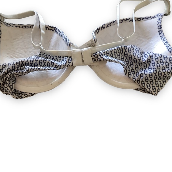 Victoria's Secret | Intimates & Sleepwear | Bio Fit Demi Bra From ...